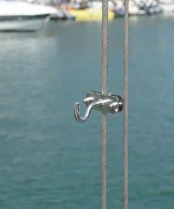 Shroud clips with hook - SWI-TEC